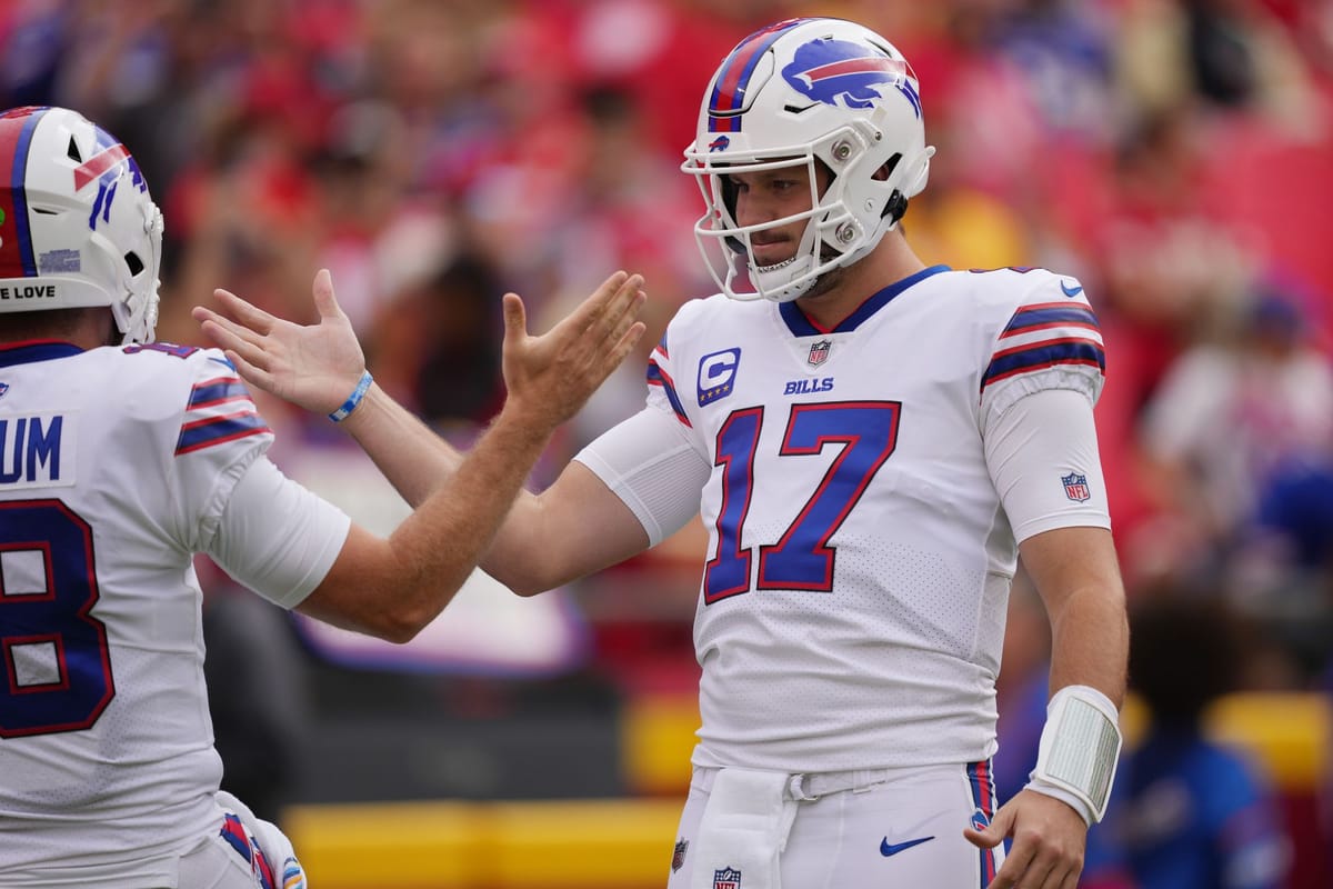 Fans draw similarities between Josh Allen’s helmet and Giants gear ...