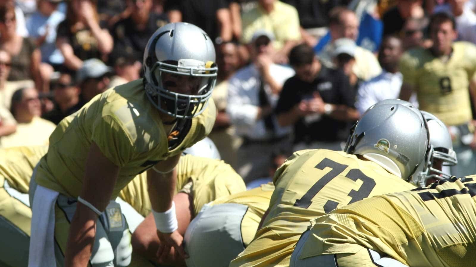 The 10 worst college football uniforms of all time