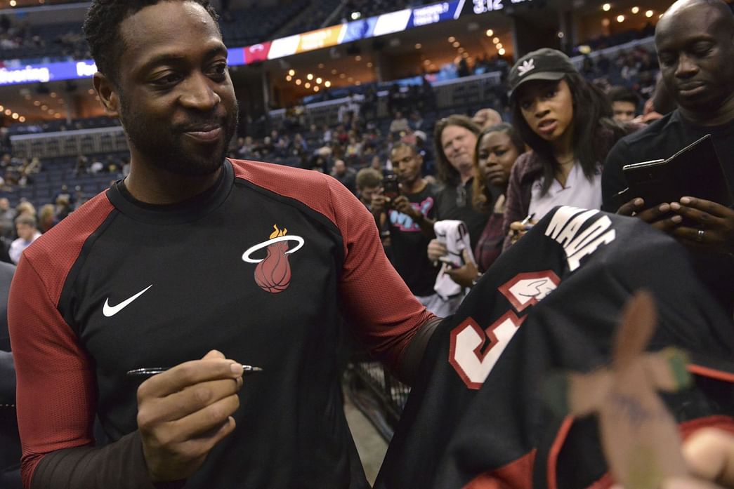 Thats Why I Gave Them The ‘what” Milwaukee Fans Booing Dwyane Wade Created Legendary