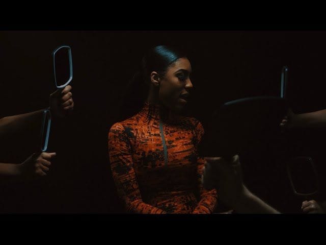 Anaya Perry's Profile, Net Worth, Age, Height, Relationships, FAQs