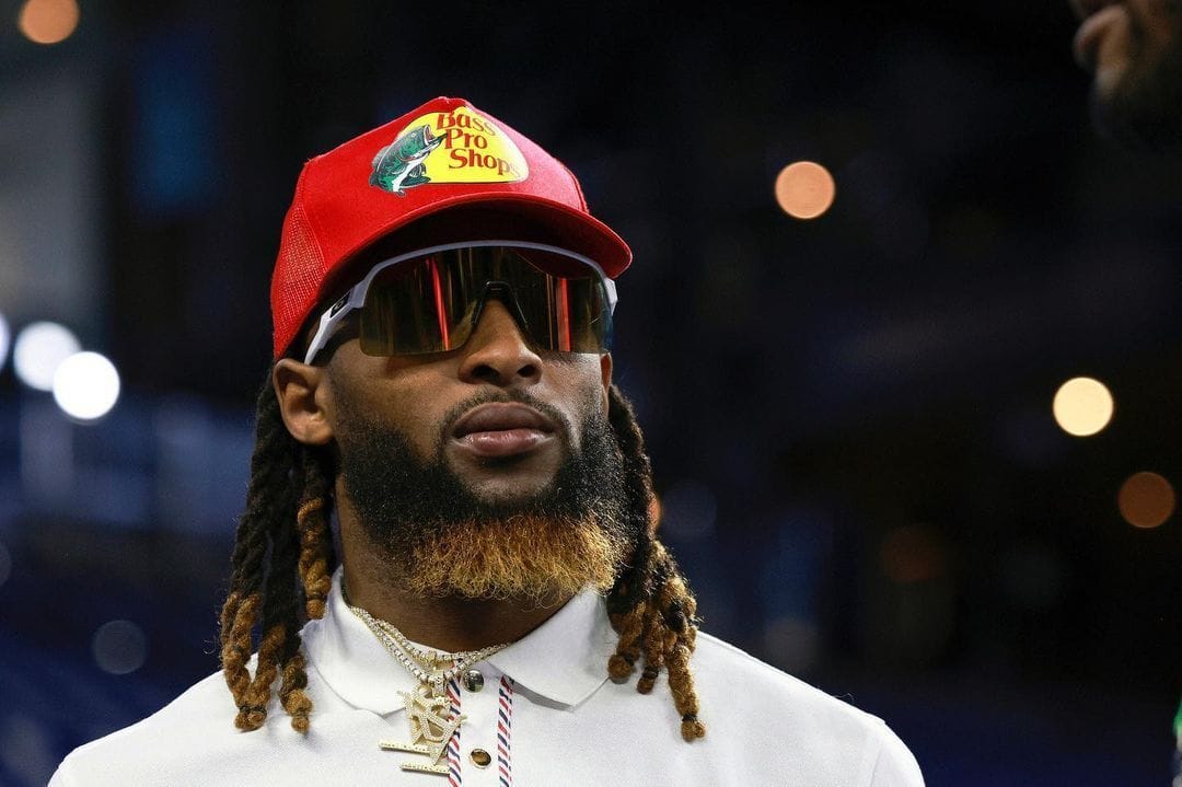 How Tall is Aaron Jones? | Aaron Jones Height Revealed