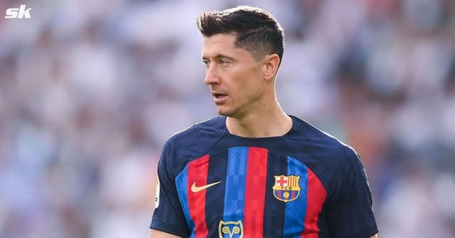 "It’s easier to play with him on the pitch" - Robert Lewandowski opens ...