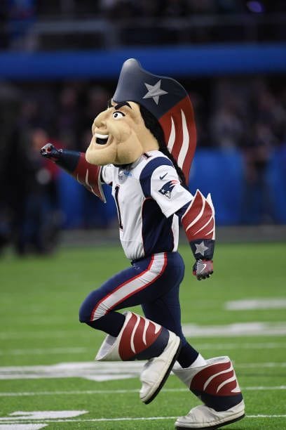 What is the New England Patriots Mascot Pat Patriot Salary?