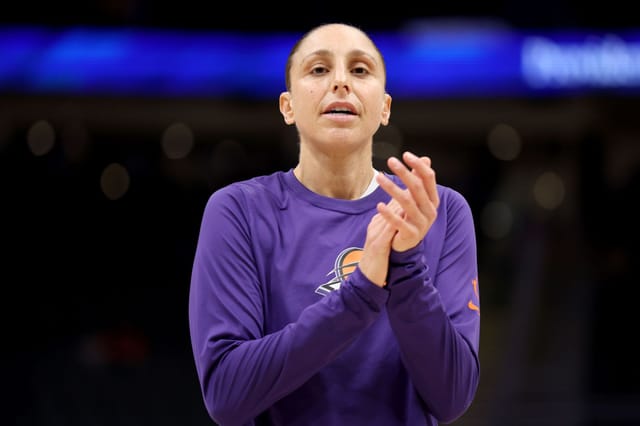 Who is the WNBA's all-time leading scorer?