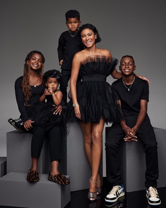 Who is Kevin Hart's wife?