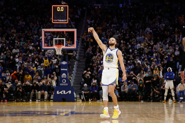 Magic Johnson vs. Steph Curry: Statistical comparison of the 2 GOAT NBA ...