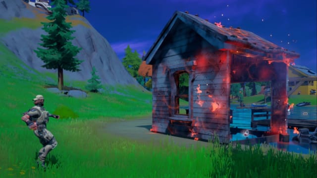 Fortnite: How to ignite objects or structures in a single match