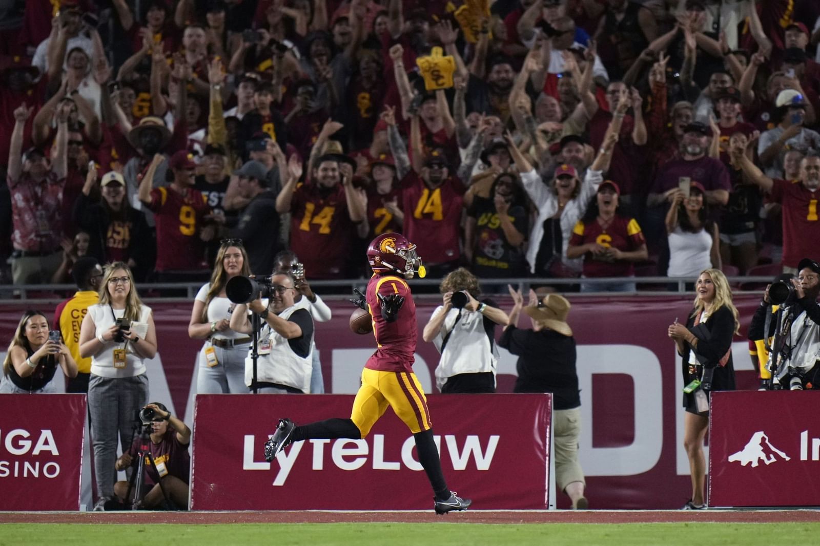 Zachariah Branch 40 time: How fast is the USC wide receiver?