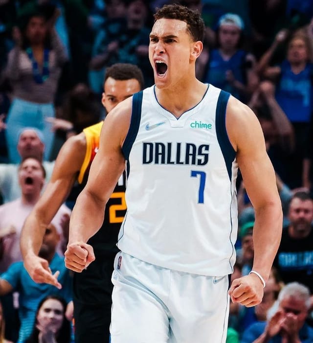 How tall is Dwight Powell? | Dwight Powell's Height Revealed