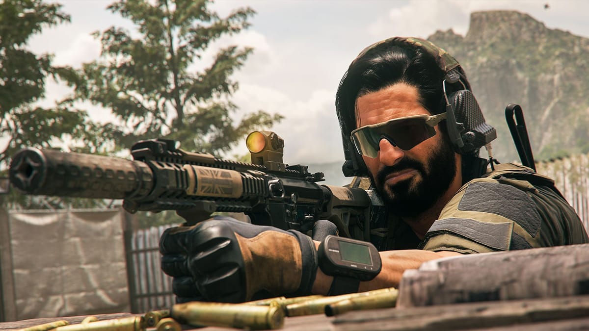 Best optical sights in Warzone 2 for the least visual recoil