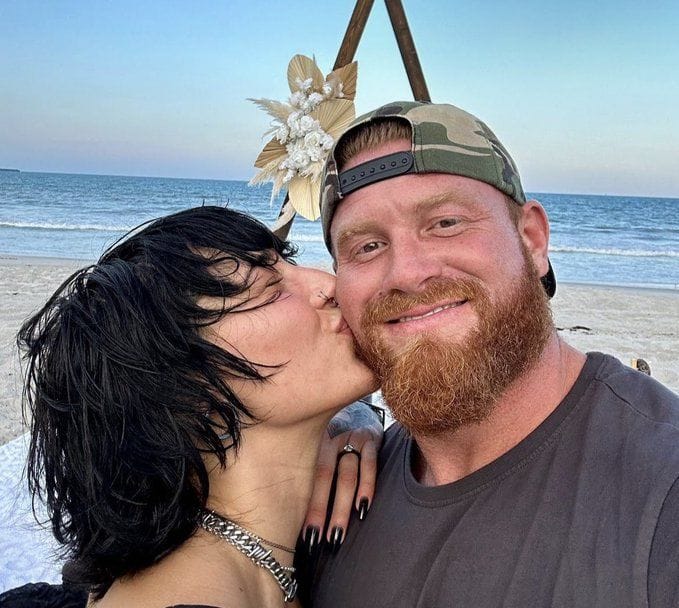 "Dom's not gonna be very happy about this" - WWE fans react to Rhea ...