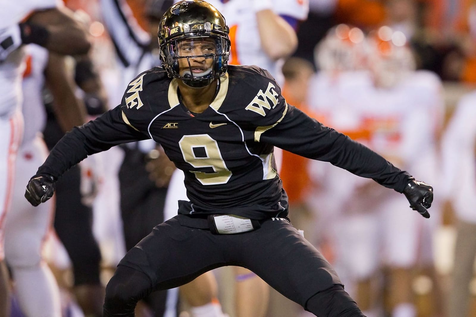 The 10 worst college football uniforms of all time