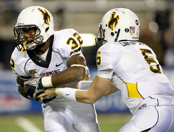 The 10 worst college football uniforms of all time