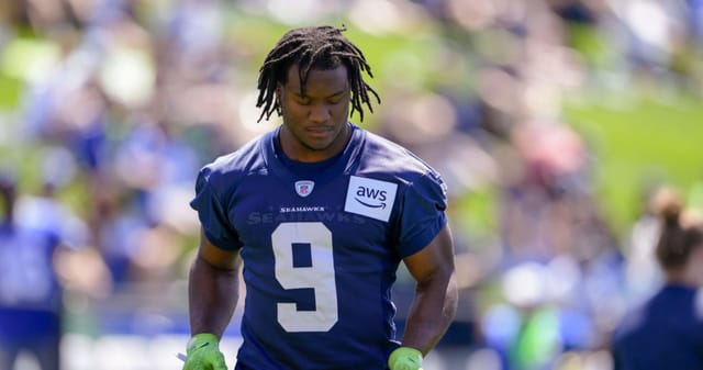 Is Kenneth Walker playing tonight vs. Vikings? Seahawks RB’s injury ...