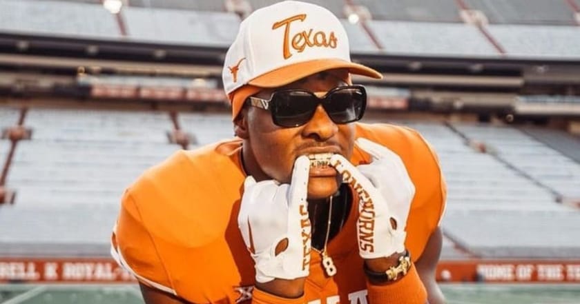 "Five star recruit Colin Simmons finally commits to Texas after ...