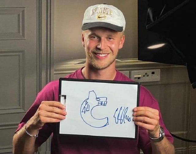 "Good thing he can play hockey": Vancouver Canucks fans troll Elias ...