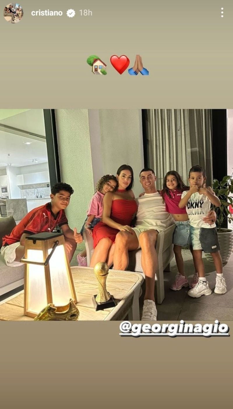 Cristiano Ronaldo posts heartwarming photo just a day after helping Al ...