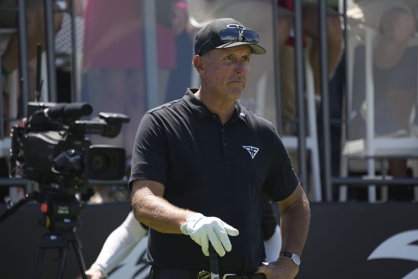 Top 5 most controversial golf Twitter moments ft. Justin Thomas and ...