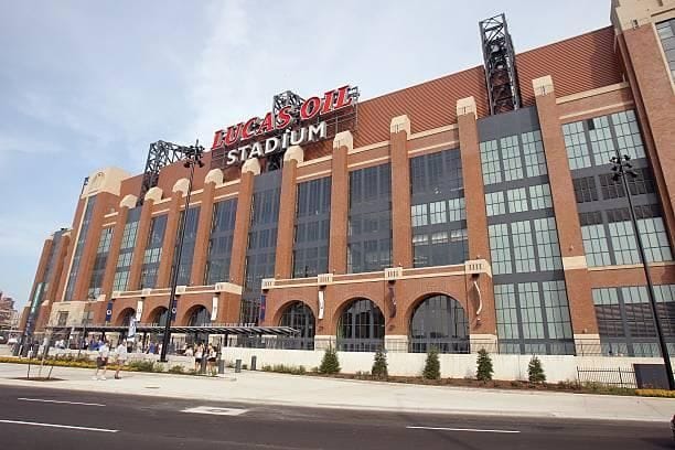 What is the capacity of Lucas Oil Stadium?