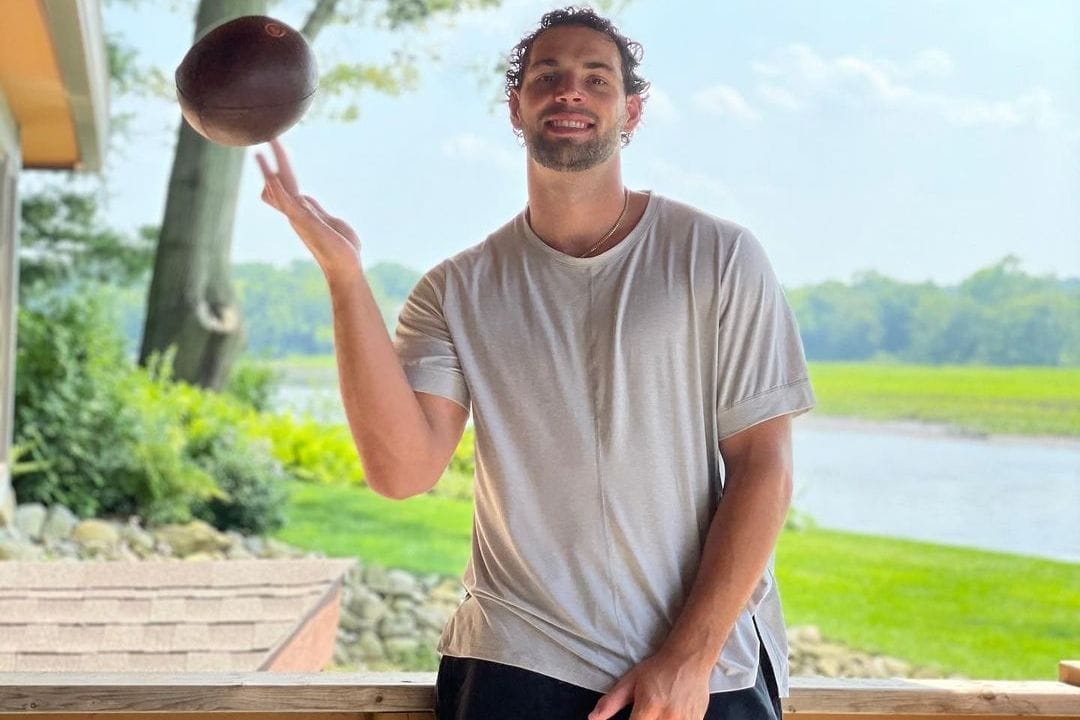 Who are Dallas Goеdеrt Parеnts?