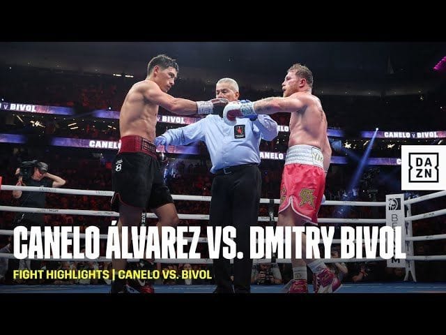 How many losses does Canelo Alvarez have?