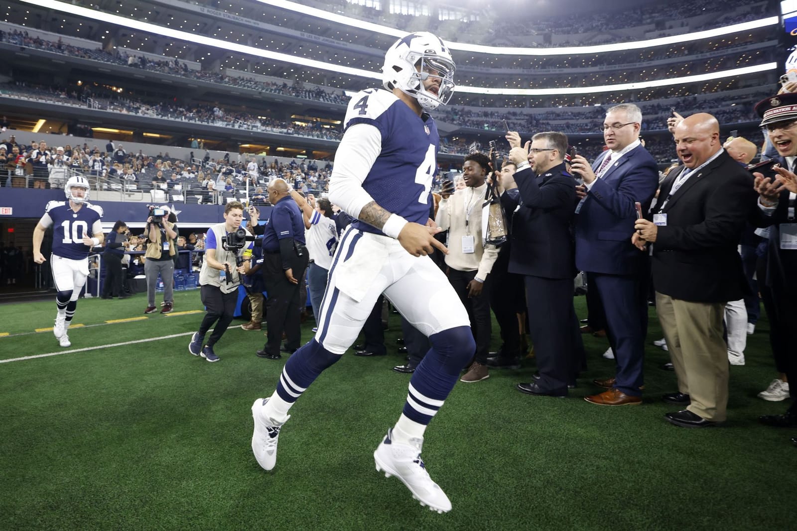 Tyler Smith injury update: Dak Prescott’s Cowboys suffer health scare ...