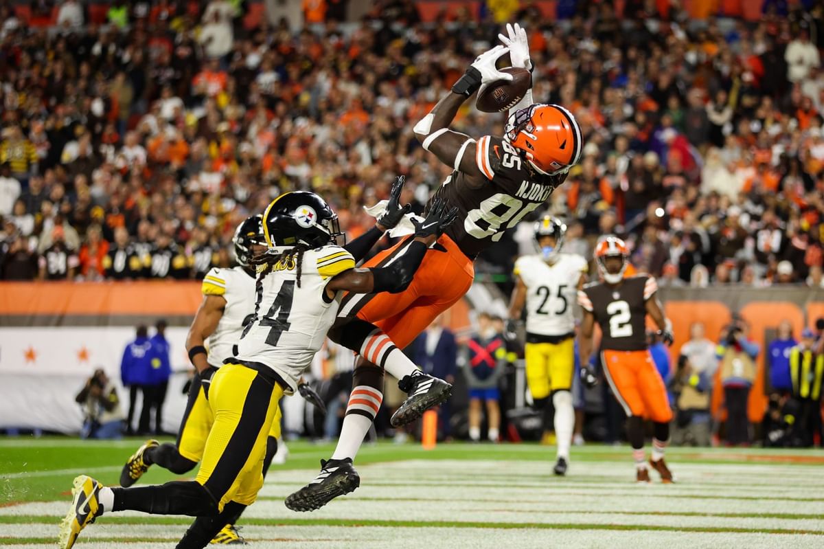 Who are David Njoku’s parents Innocent and Stella? All about Browns TE ...
