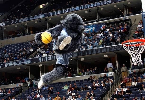 Who is the Memphis Grizzlies' mascot, Grizz?