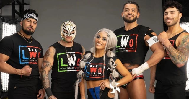 Latest on WWE tag team joining as new LWO members - Reports