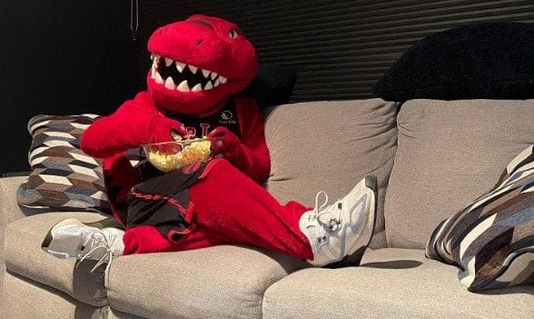 Who is the Toronto Raptors' mascot, The Raptor?