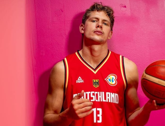 How Tall is Moritz "Mo" Wagner? | Moritz "Mo" Wagner Height Revealed