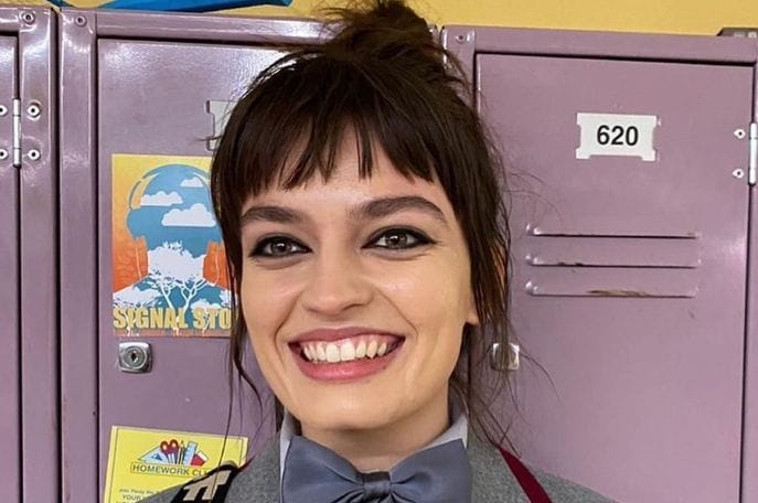 Who is Emma Mackey's boyfriend?