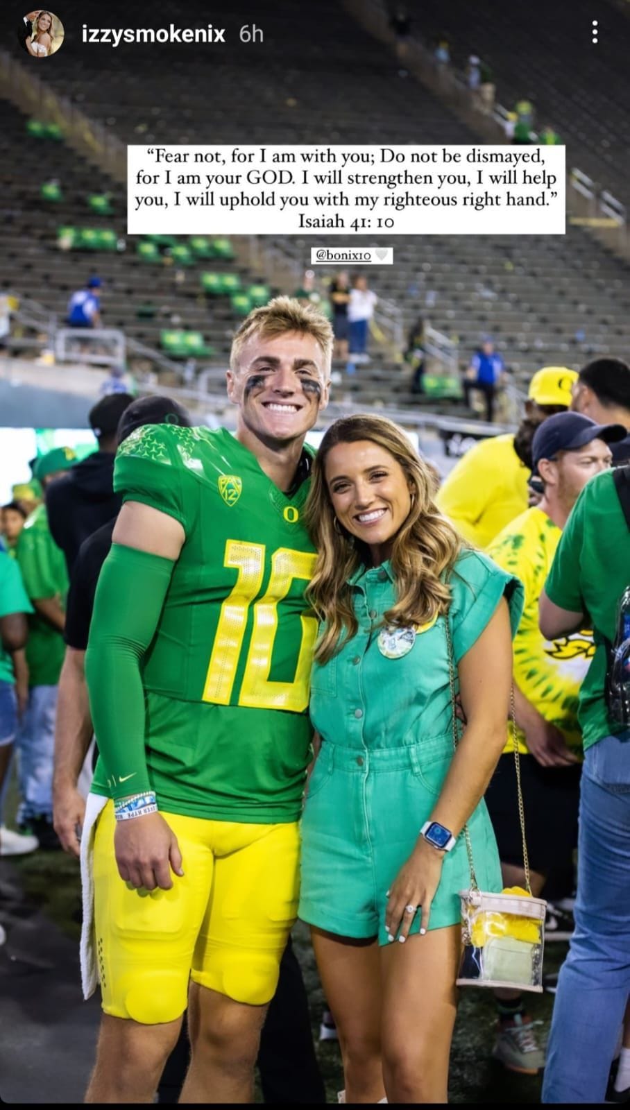Oregon QB's wife Izzy Smoke quotes a powerful message from Bible as Bo ...