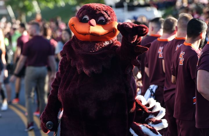 10 worst college football mascots of all time