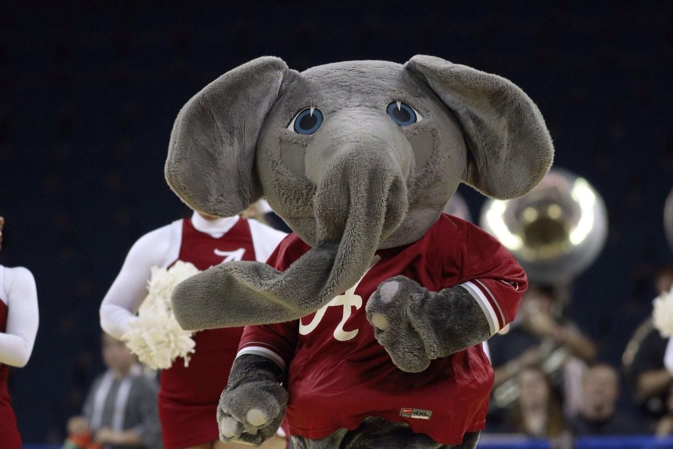 Why does Alabama use an Elephant as a Mascot?