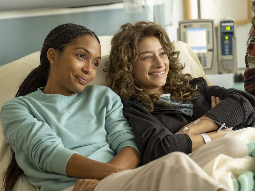 Who does Yara Shahidi play in Prime Video's Sitting in Bars with Cake?