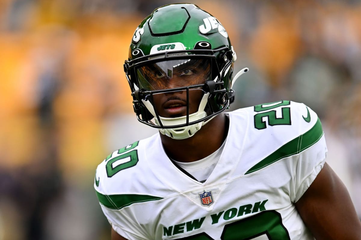 Breece Hall fantasy projection: Is Jets RB a good pick in 2023 despite ...