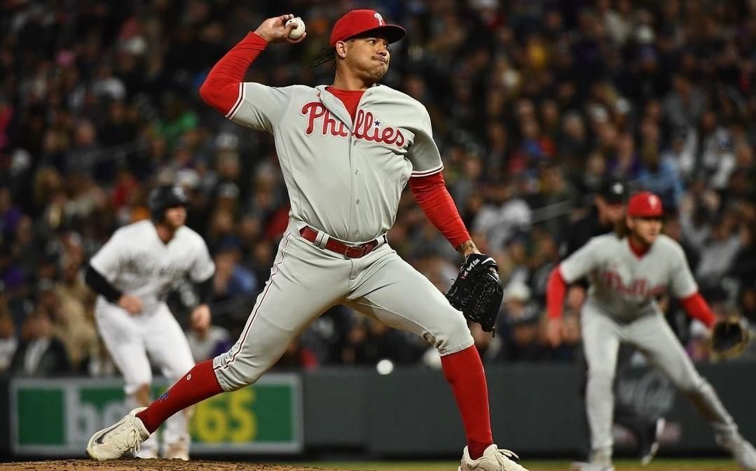 What is Taijuan Walker Contract in 2023?