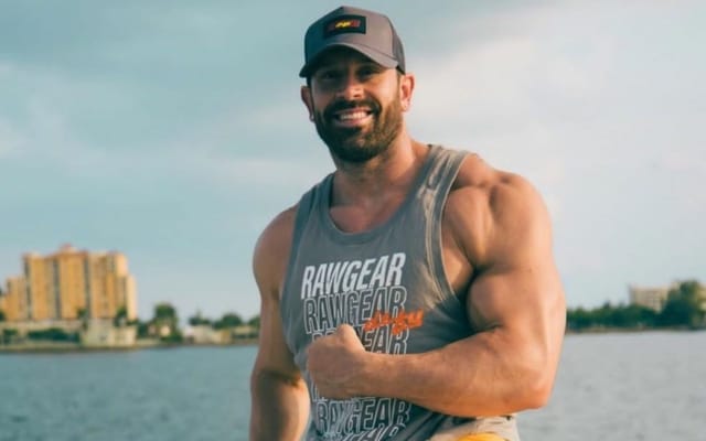 YouTuber Bradley Martyn names next target after running through Sneako ...