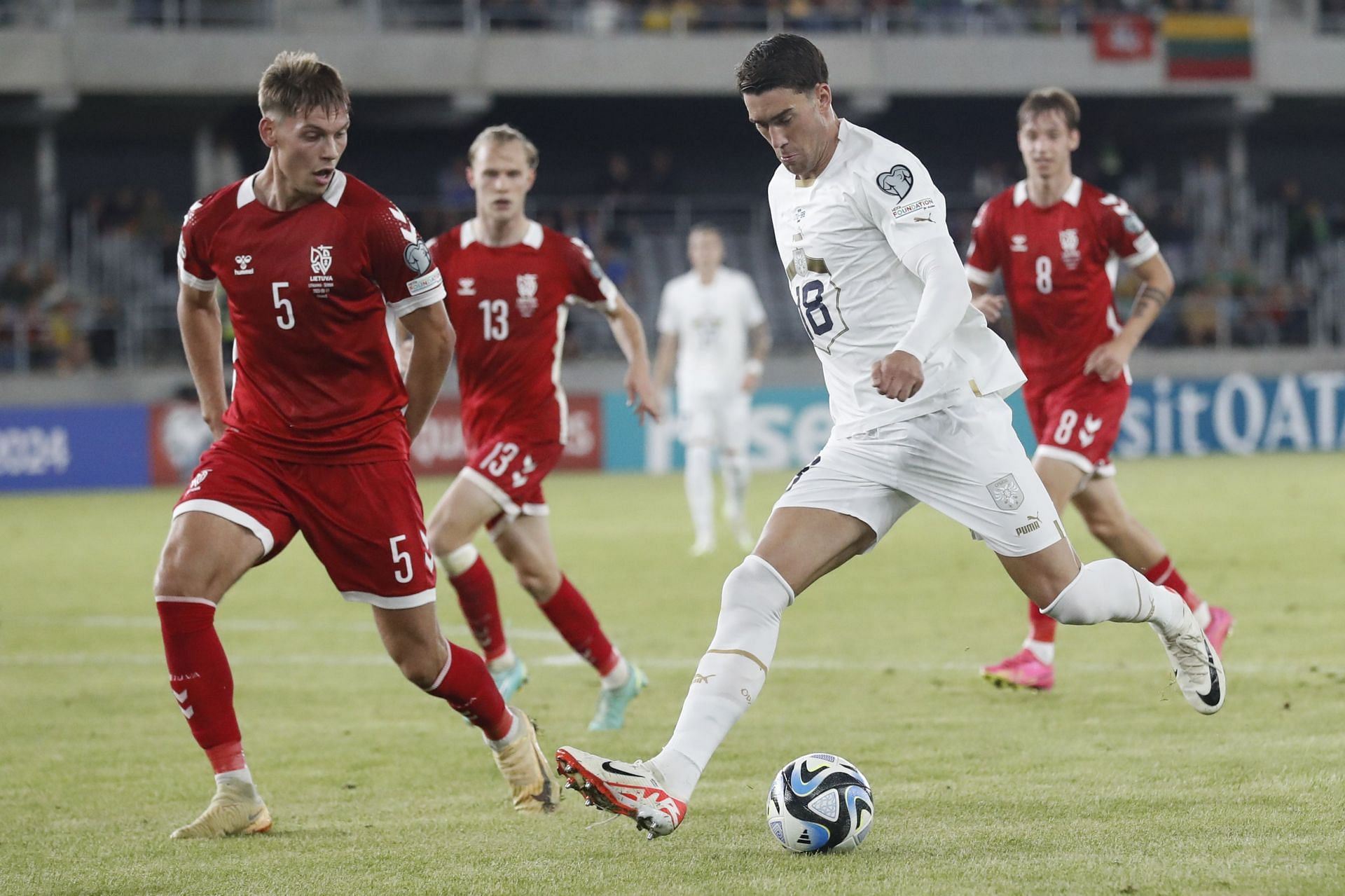 Arsenal Transfer News Roundup Gunners Receive Dusan Vlahovic Boost