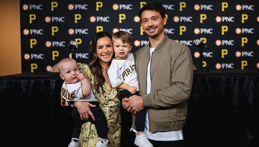 Who is Bryan Reynolds’s Wife?