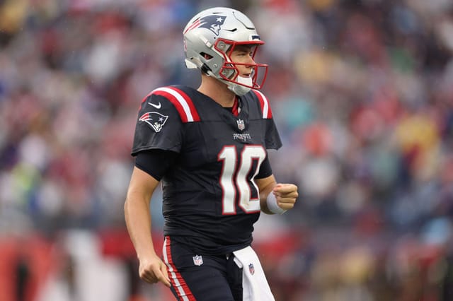 Mac Jones is back and looks good again