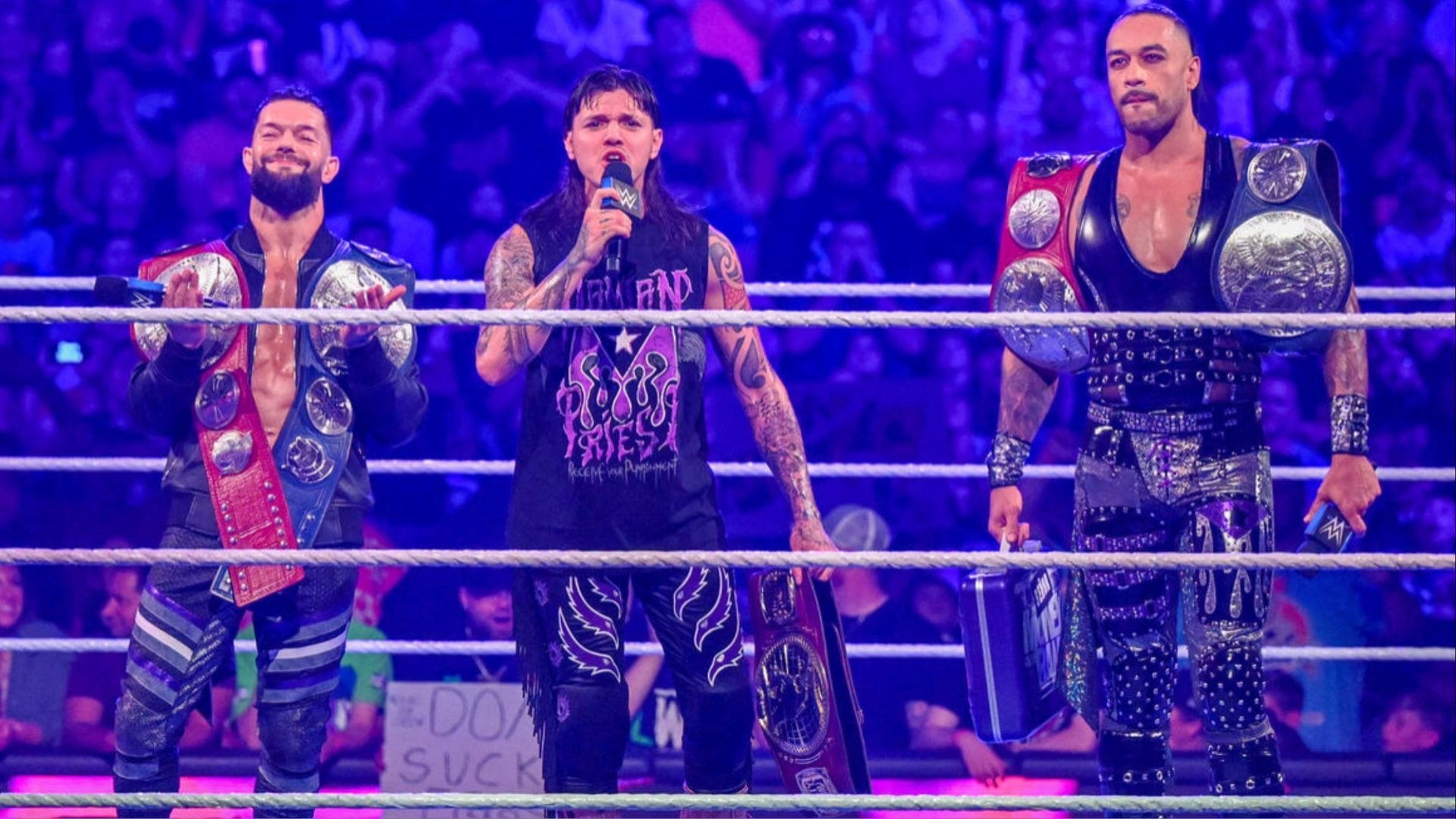 Hilarious botch on SmackDown possibly foreshadows Dominik Mysterio WWE ...