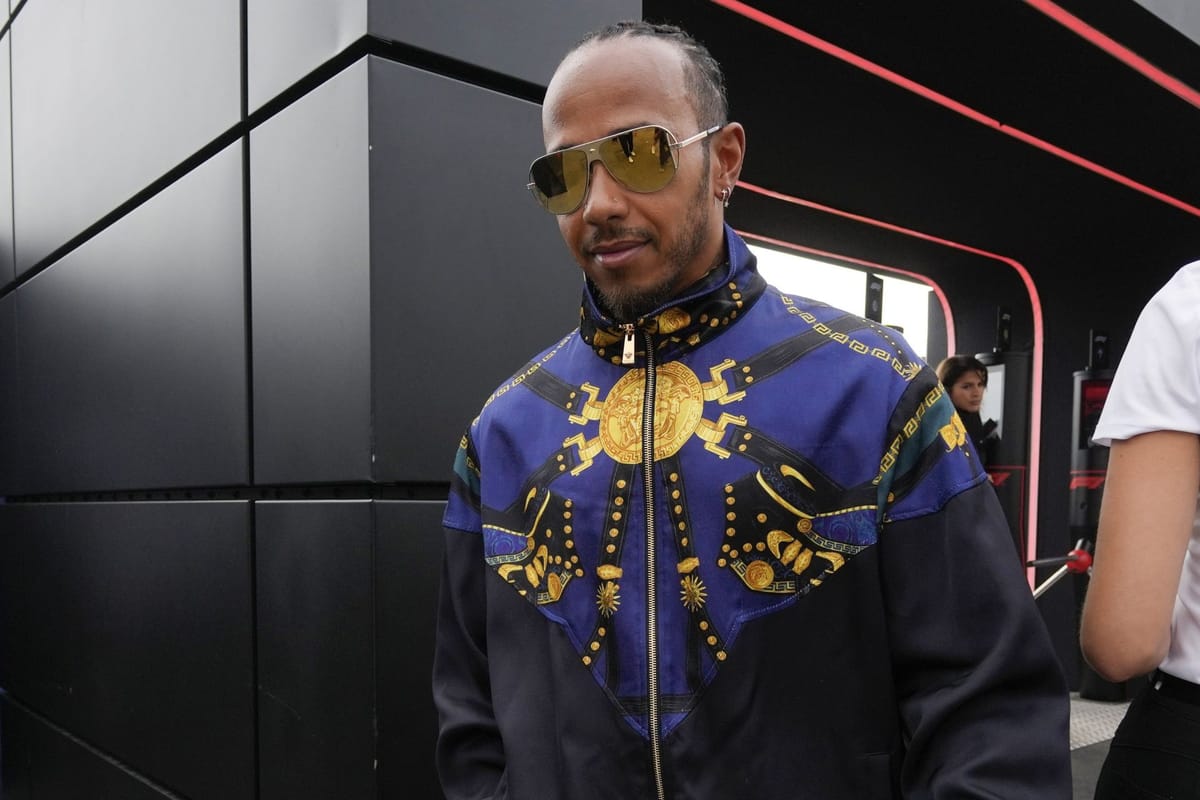 Lewis Hamilton's mini-interaction session with cheeky replies sends ...