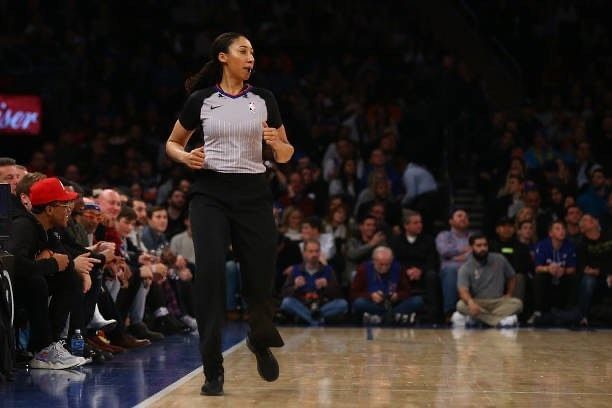 Who is Simone Jelks Husband?