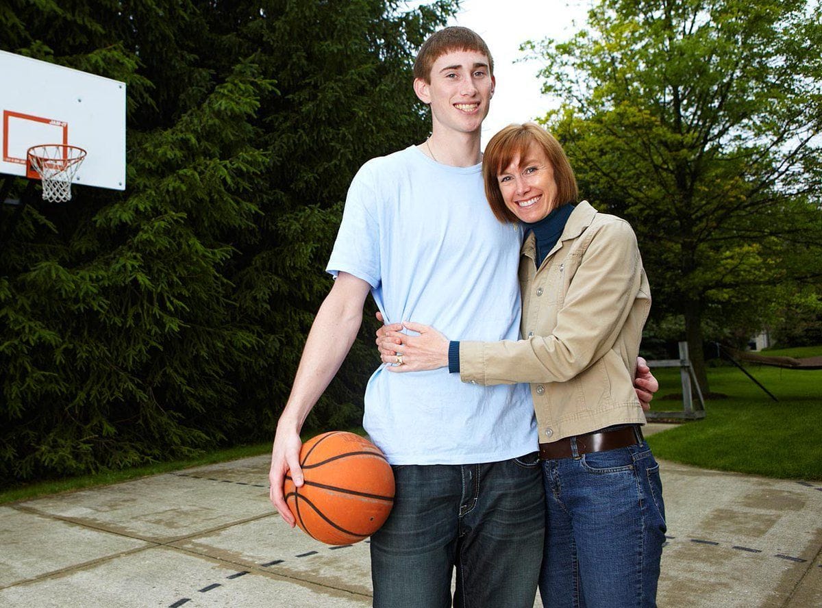 Who are Gordon Hayward Parents, Gordon Scott Hayward and Jody Hayward?