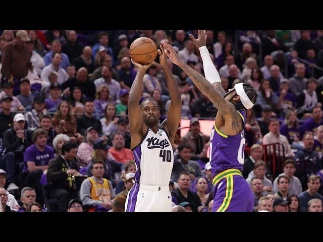 "2016 Warriors fans are mad rn": Harrison Barnes' near-perfect first ...