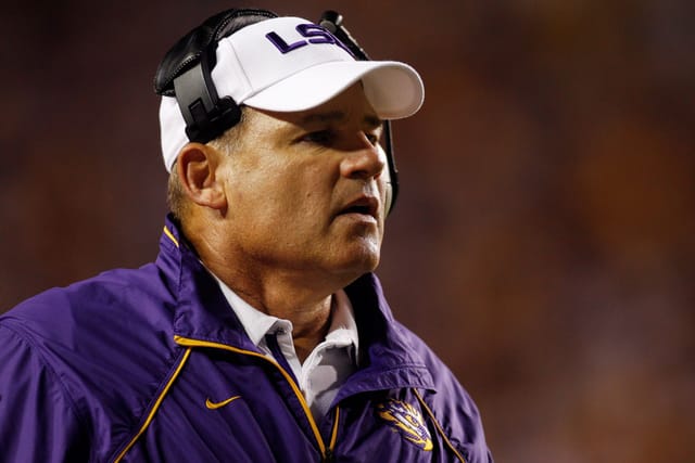 Les Miles coaching career: Former college football coach's professional ...
