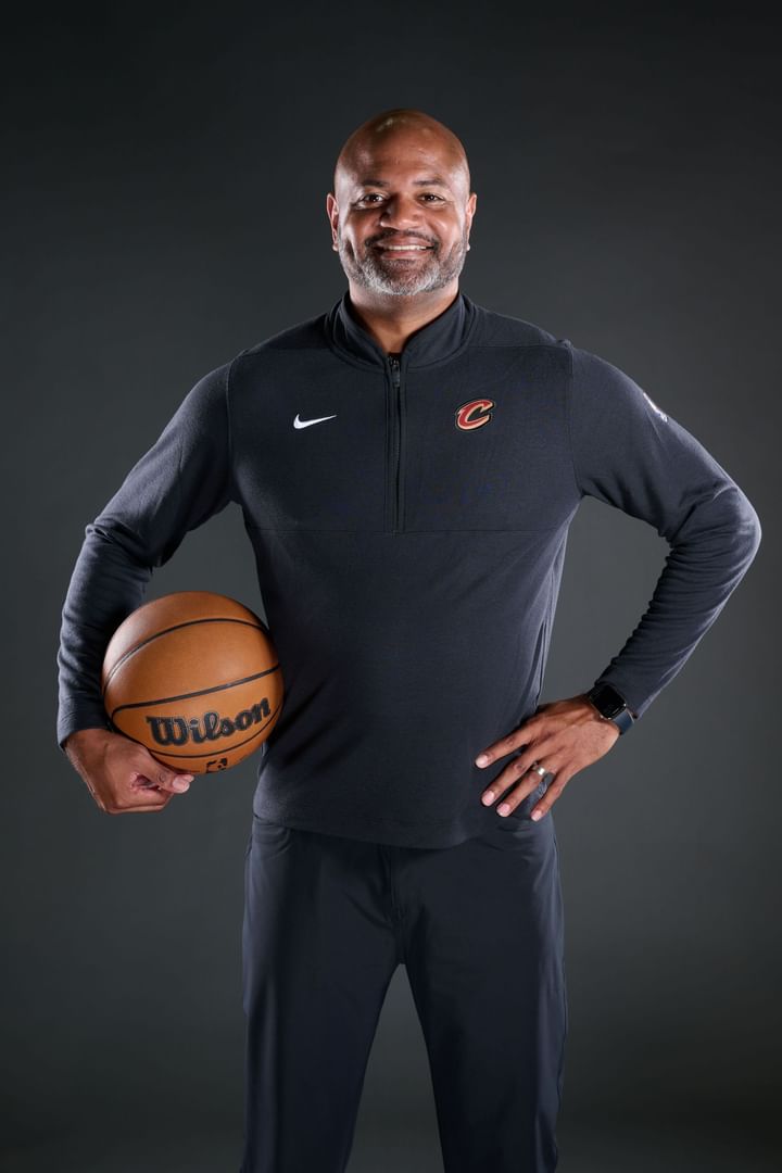 J.B. Bickerstaff Salary Breakdown, Contract Details, Coaching Career ...