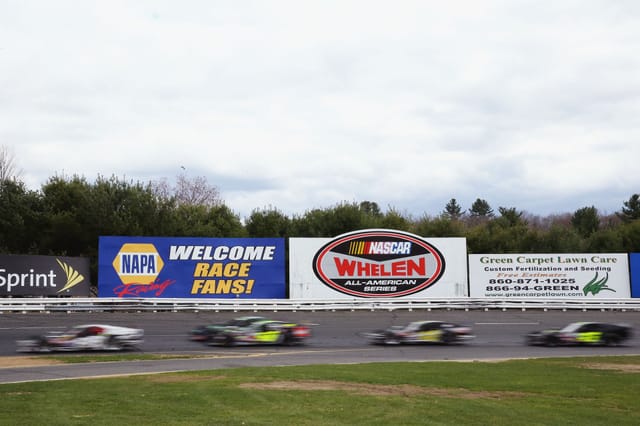 Full race results of NASCAR Whelen Modified Tour race at Martinsville ...